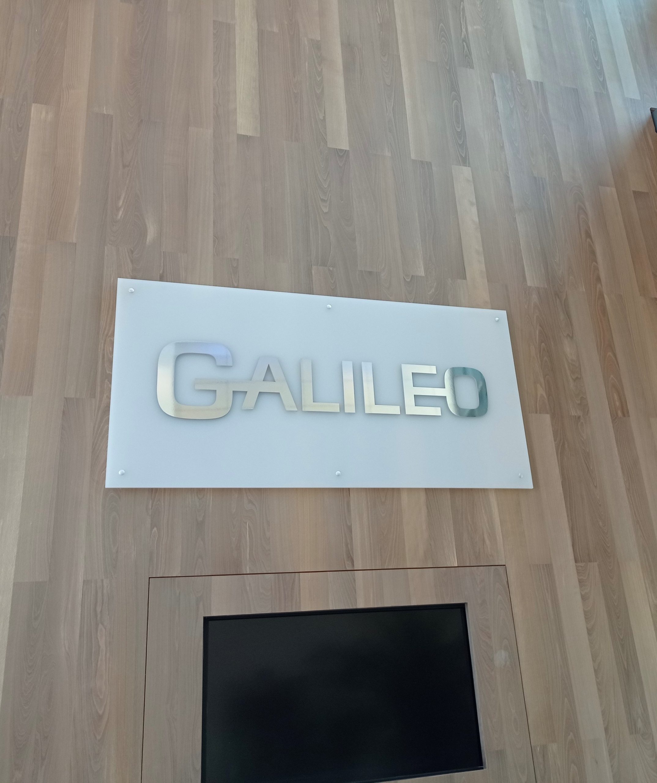 Les plaques signalétiques pour votre communication | Tendances Expograph